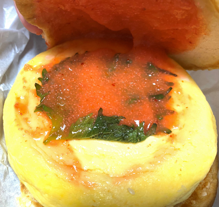 We try Dom Dom Burger’s new limited-time-only Spicy Cod Roe Thick Egg ...
