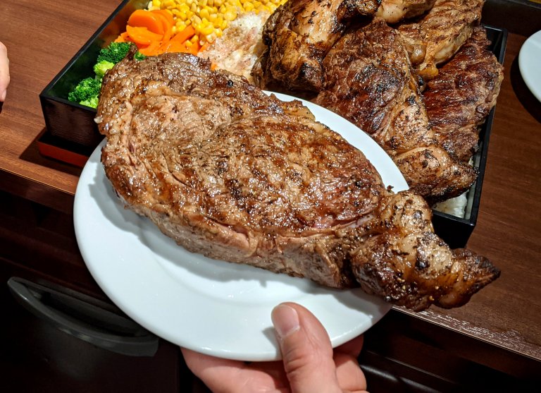 Man vs. Steak: We band together to eat 4.5 kilograms of beef at Ikinari ...