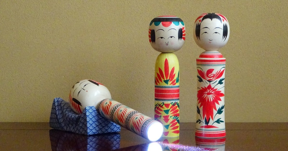 Modern Japanese kokeshi dolls are both beautiful interior items and ...