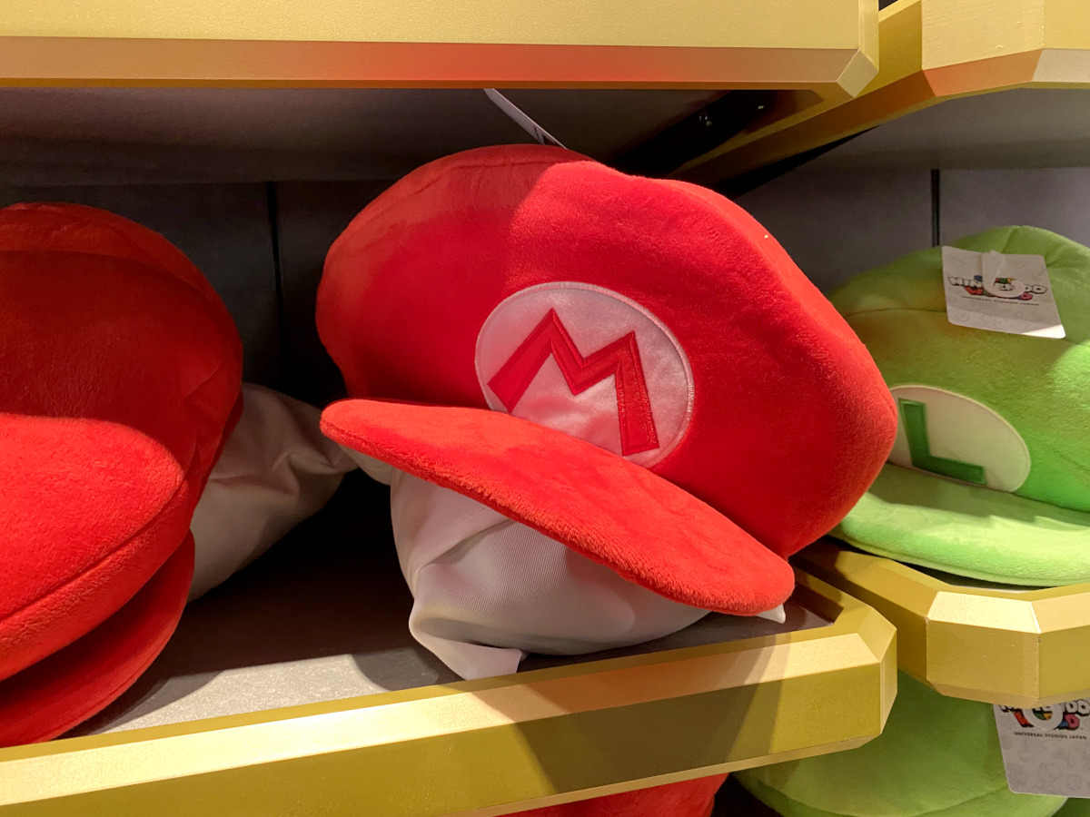Top 5 souvenirs to buy at Super Nintendo World, according to staff who ...