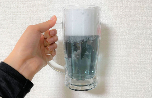 We try blue beer made with drift ice from Hokkaido | SoraNews24 -Japan ...