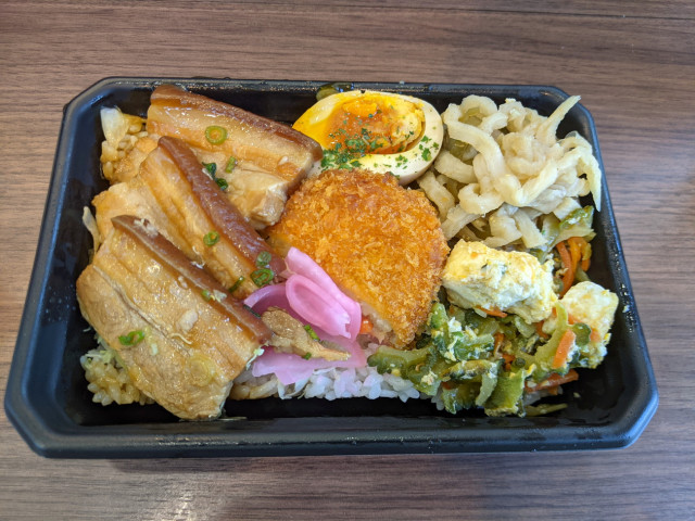 Insider tip leads us to one of the best obento lunchbox finds in Japan ...