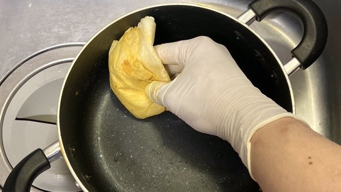 Japanese chef’s curry cleanup kitchen hack means there’s no reason not ...