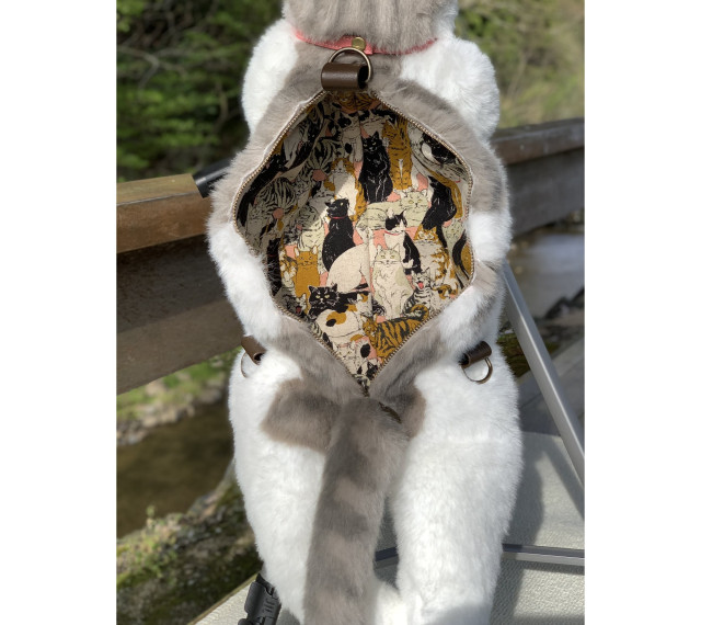Ultra-realistic cat backpack causes a fur-enzy online | SoraNews24 ...