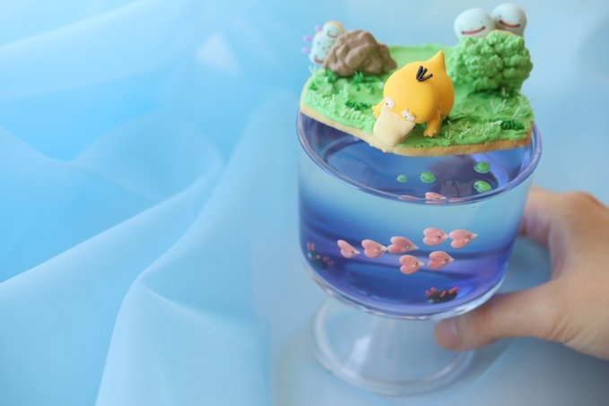 Pokémon fan chef’s Psyduck sweets are so cute they’re making our head ...