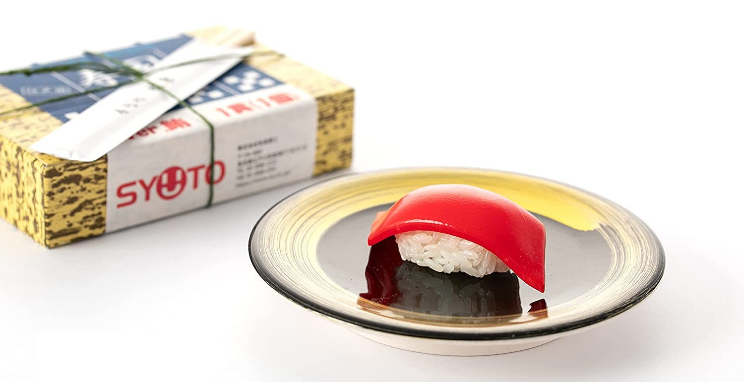 This crazy plastic sushi model has 366 pieces, which actually makes a ...