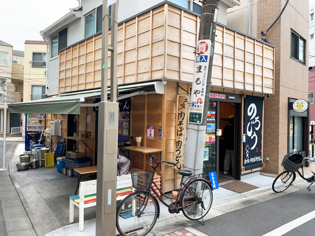 Why did this stand-and-eat soba noodle shop in Tokyo open in the middle ...