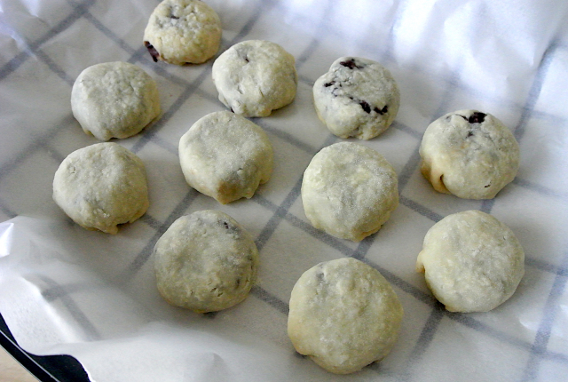 Make your own Japanese manju snacks with hotcake mix【SoraKitchen ...