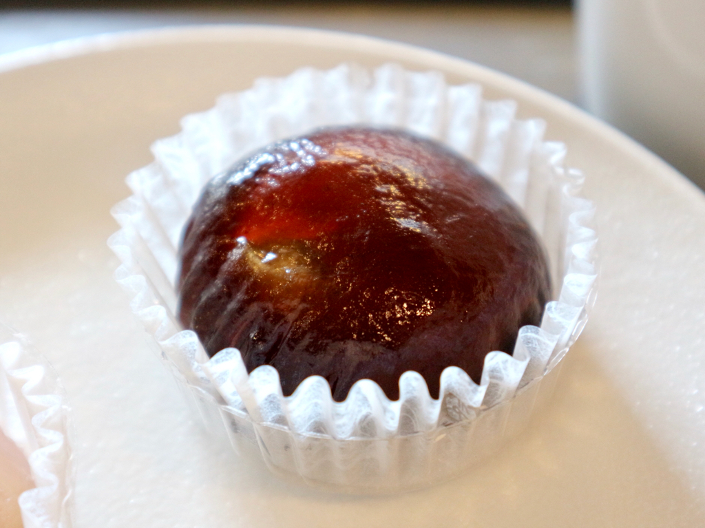 We try Starbucks Taiwan’s scrumptious mizu manju buns for the Dragon ...