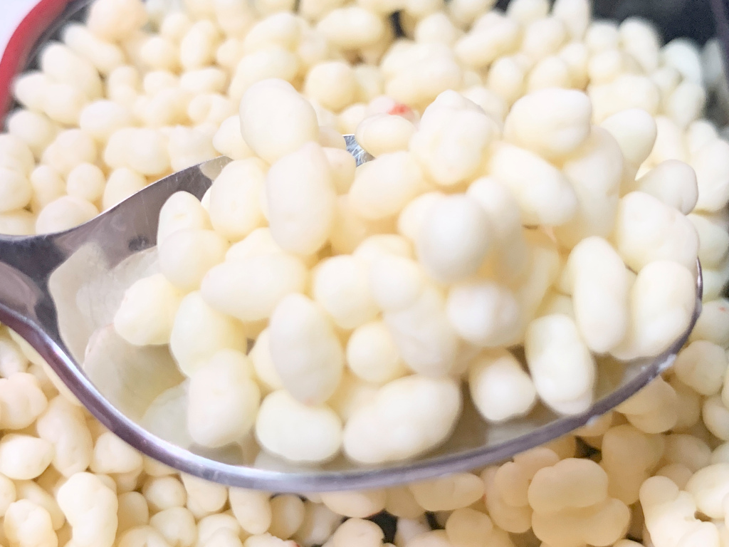 We tried a gourmet chocolate bento box worth 2,700 yen, and every bite ...