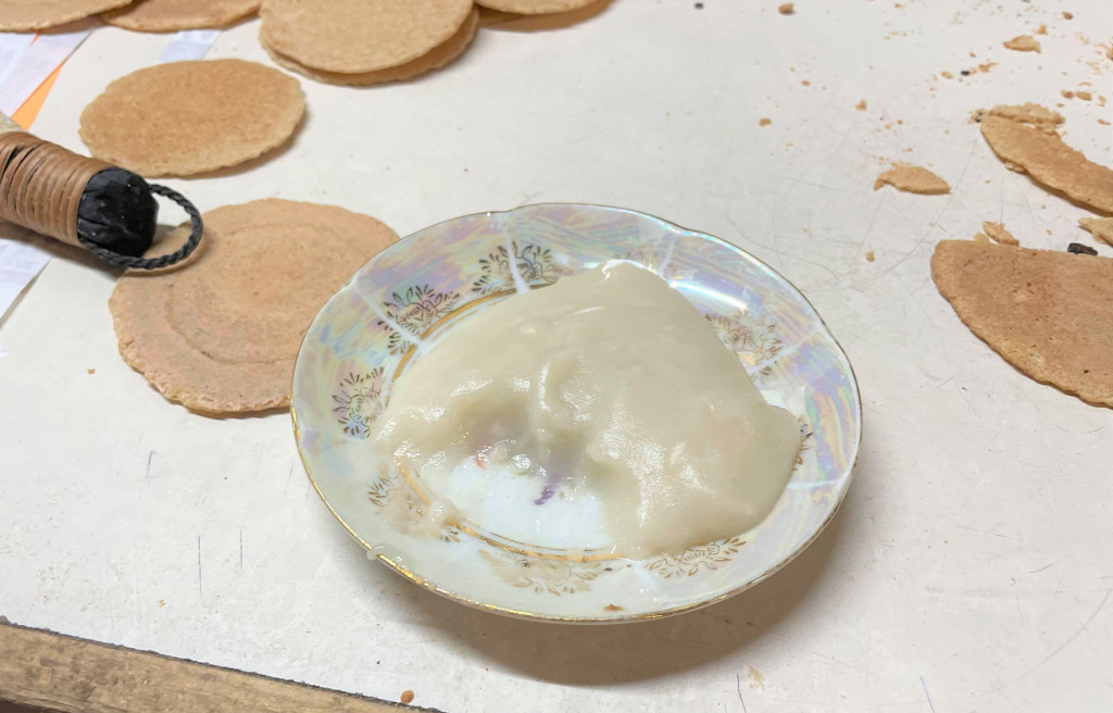 This Nara workshop has been making deer crackers for more than 100 ...