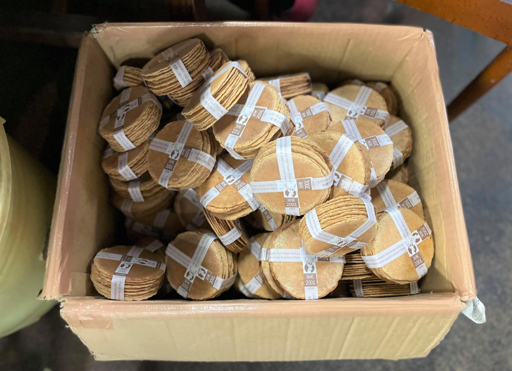 This Nara workshop has been making deer crackers for more than 100 ...