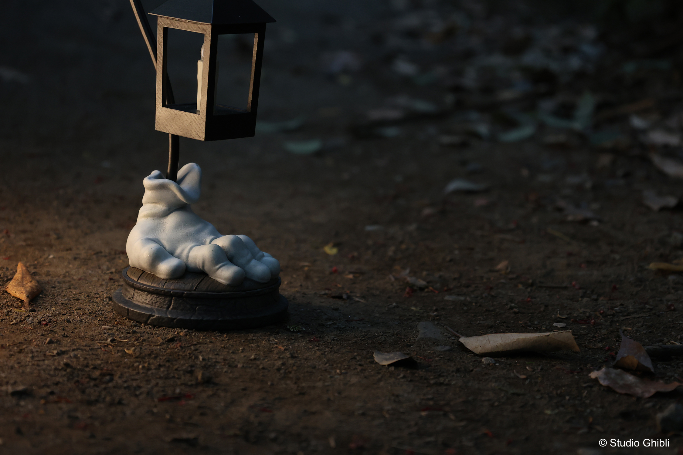 Studio Ghibli’s Hopping Lantern from Spirited Away can now be yours to ...