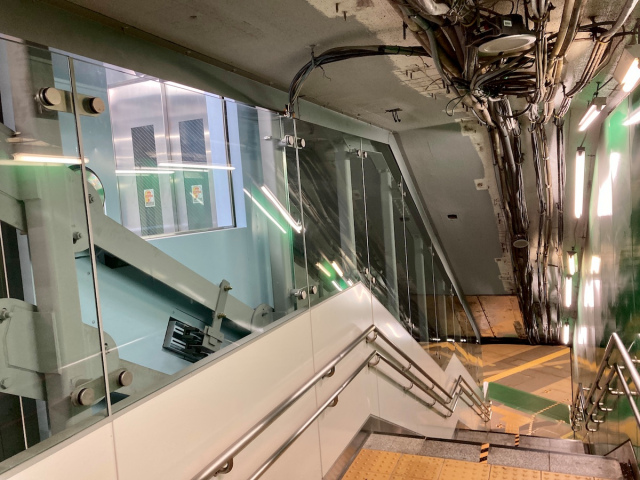 Tokyo station becomes first in the city to install an inclined elevator ...
