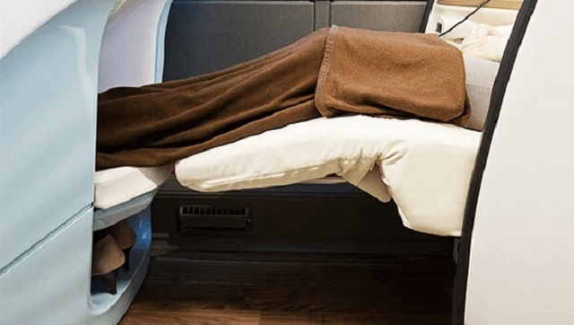 Japan’s ultra-classy overnight bus gives you your own sleeping pod ...