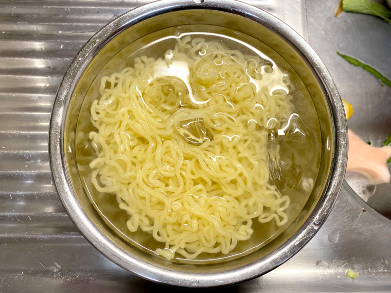 We try a viral Chinese TikTok recipe for spicy ramen using Sprite soda ...