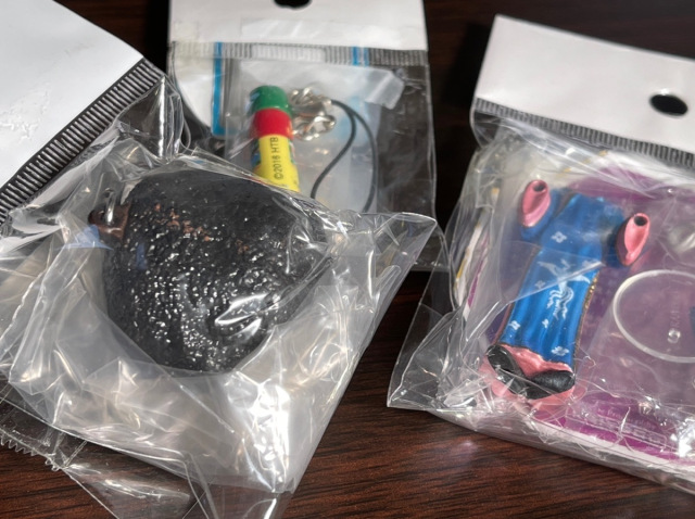 Play the meta capsule toy game at Japan’s second-hand stores for some ...