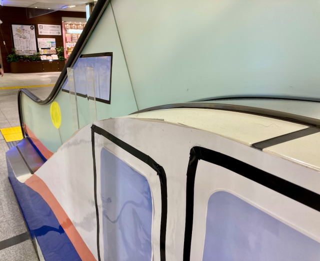 Tokyo farewells Japan’s only double-decker Shinkansen with a special ...
