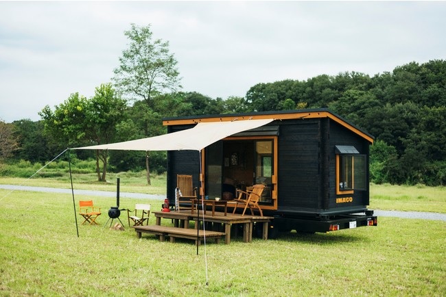 Japanese company creates wooden micro cottages you can tow behind your ...