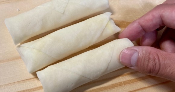 Try this easy, low-oil cheese spring roll recipe for your next camping ...