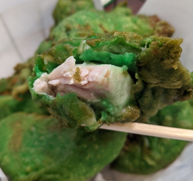 We eat green fried chicken that looks like broccoli from a Shibuya ...