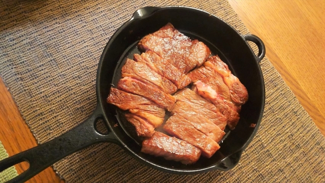 Japanese vending machine serves up Wagyu beef steaks in the countryside ...