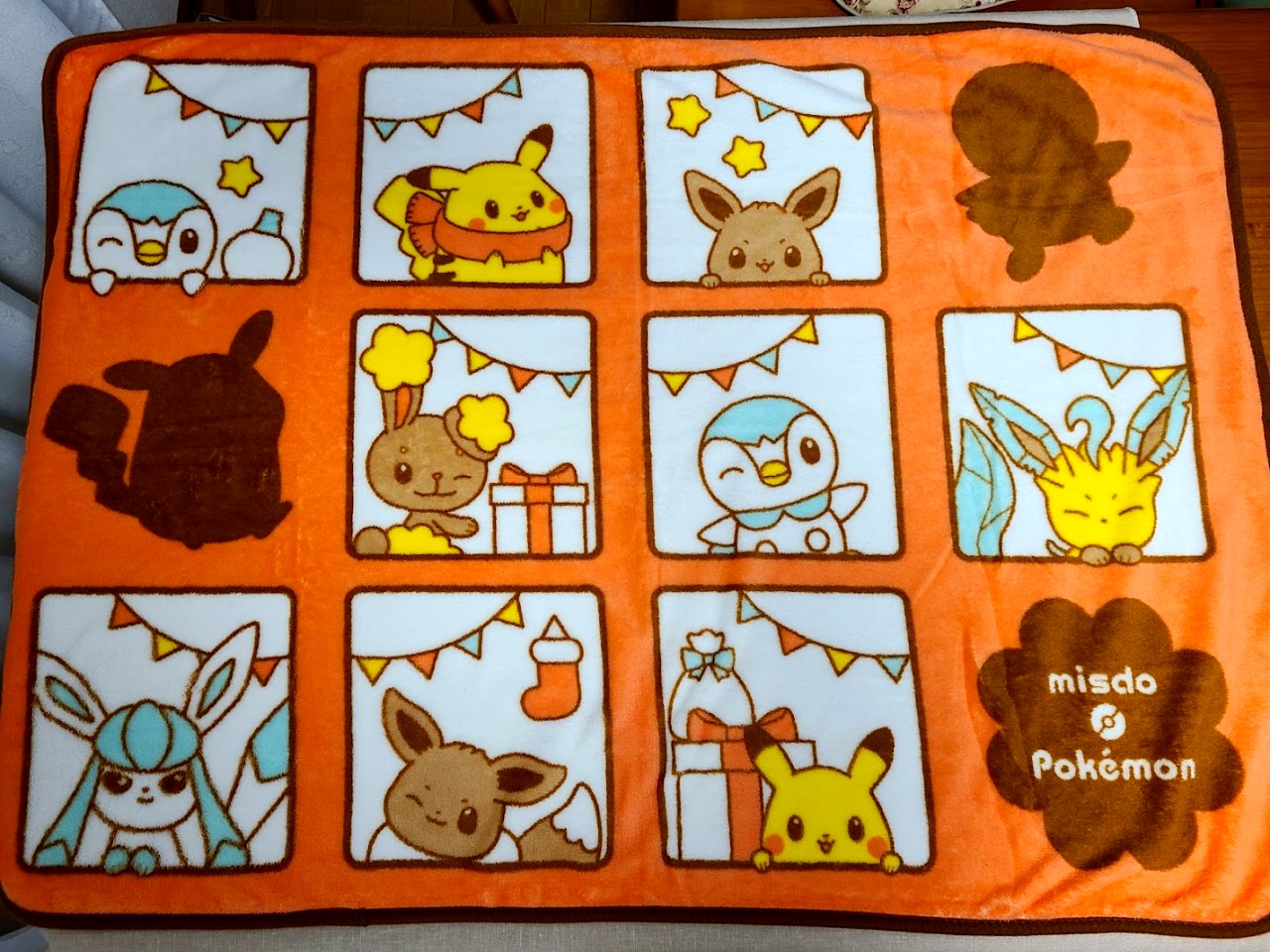 Biting Pokémon faces and butts is all part of the game in this new ...