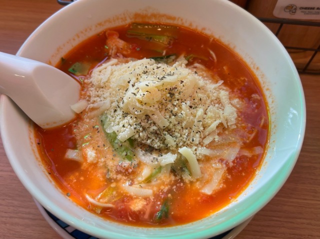Japanese ramen restaurant serves up noodles via gacha toy capsules ...