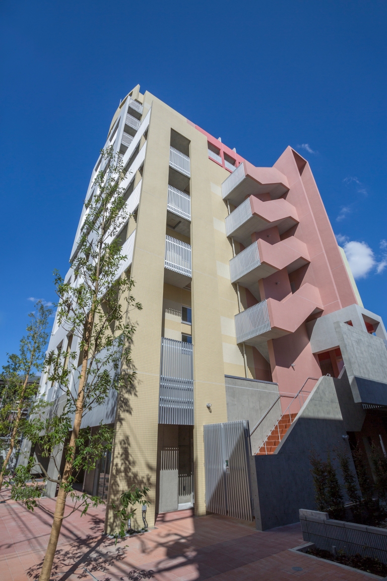 This Tokyo apartment building uses feng shui in its design to make for ...