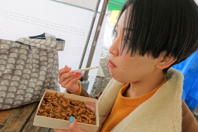 Wasp larvae bento: a traditional delicacy in the Japanese mountains ...