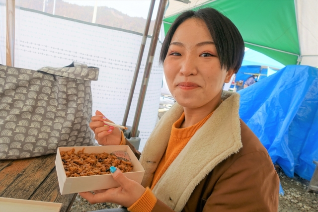 Wasp larvae bento: a traditional delicacy in the Japanese mountains ...