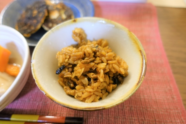 Wasp larvae bento: a traditional delicacy in the Japanese mountains ...