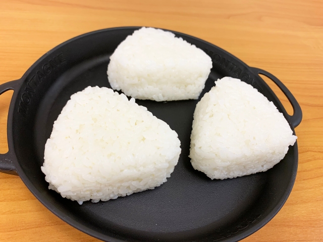 Which Japanese convenience store has the best plain onigiri rice balls ...