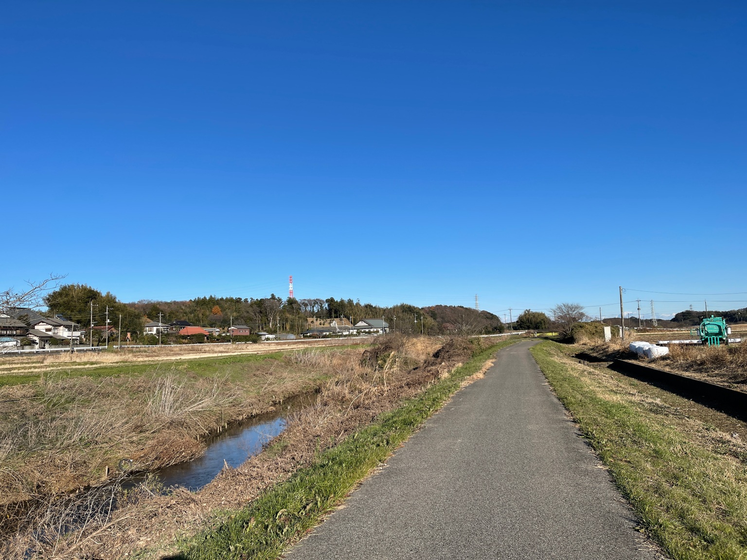 Meet the Japanese grandma who manually operates vending machines in the ...