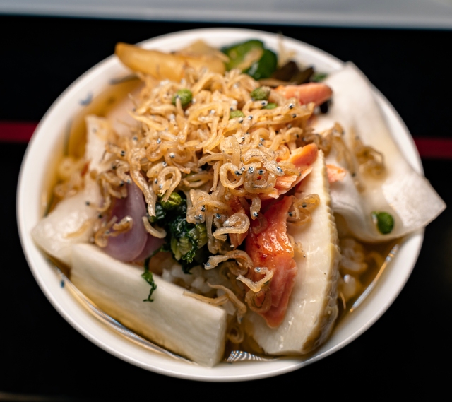 “Hey, Japanese taxi driver, take us to the best bubuzuke in Kyoto ...