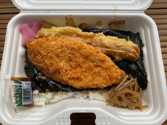 Discount super market’s super cheap bento wows us with its looks ...