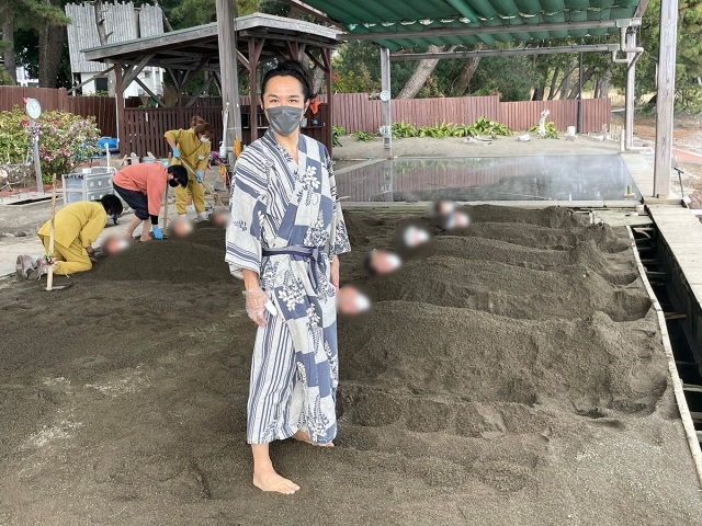 Soak in a sand bath in Beppu, Japan’s famous onsen region | SoraNews24 ...