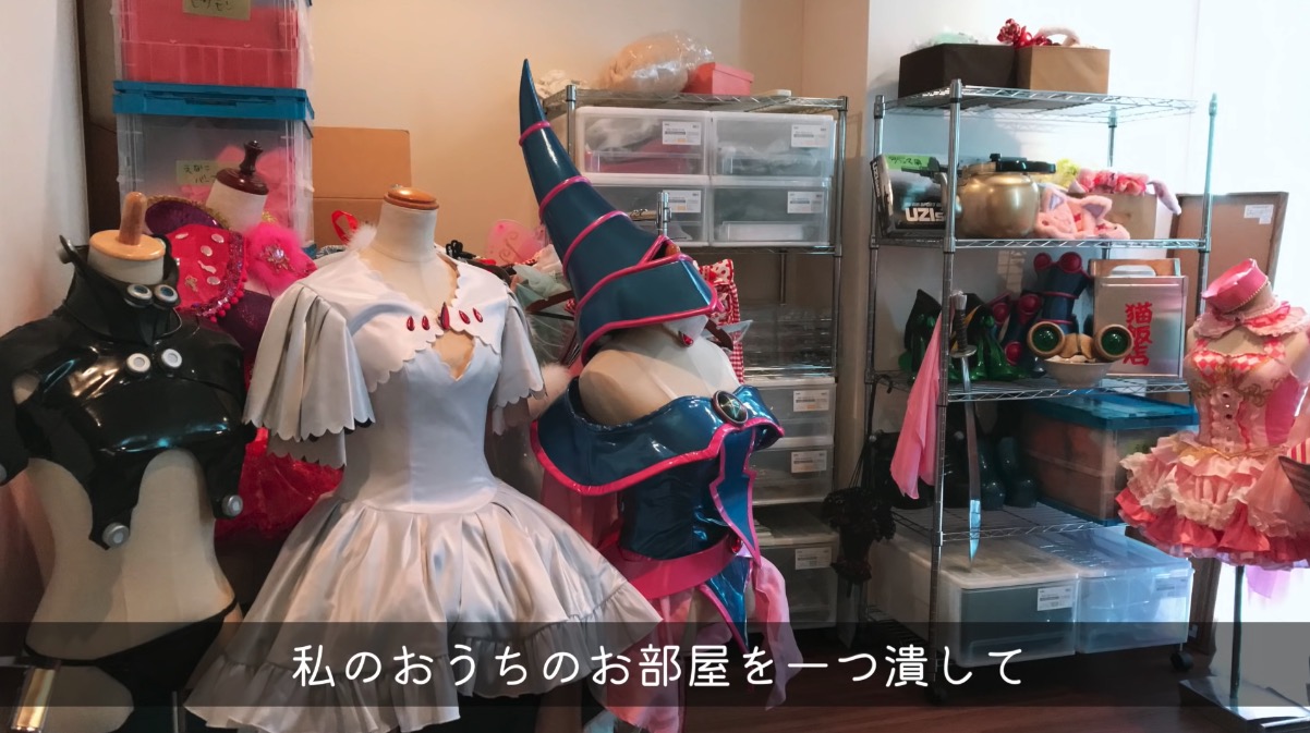 Cosplay costume room tour by Japan’s number-one cosplayer Enako is an ...