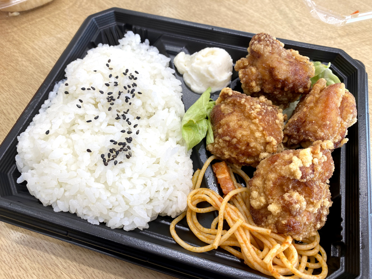 New convenience store chain to rival 7-Eleven opens in Japan ...