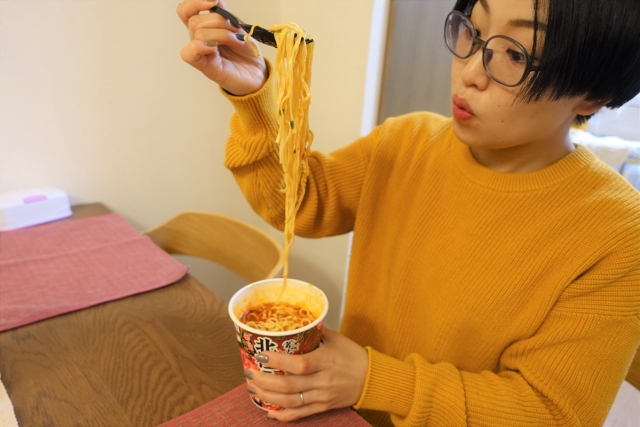 How does the 100-yen “Scoon” match up against the celebrated 2,000-yen ...