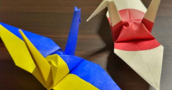 How to make Ukrainian flag origami crane paper | SoraNews24 -Japan News-