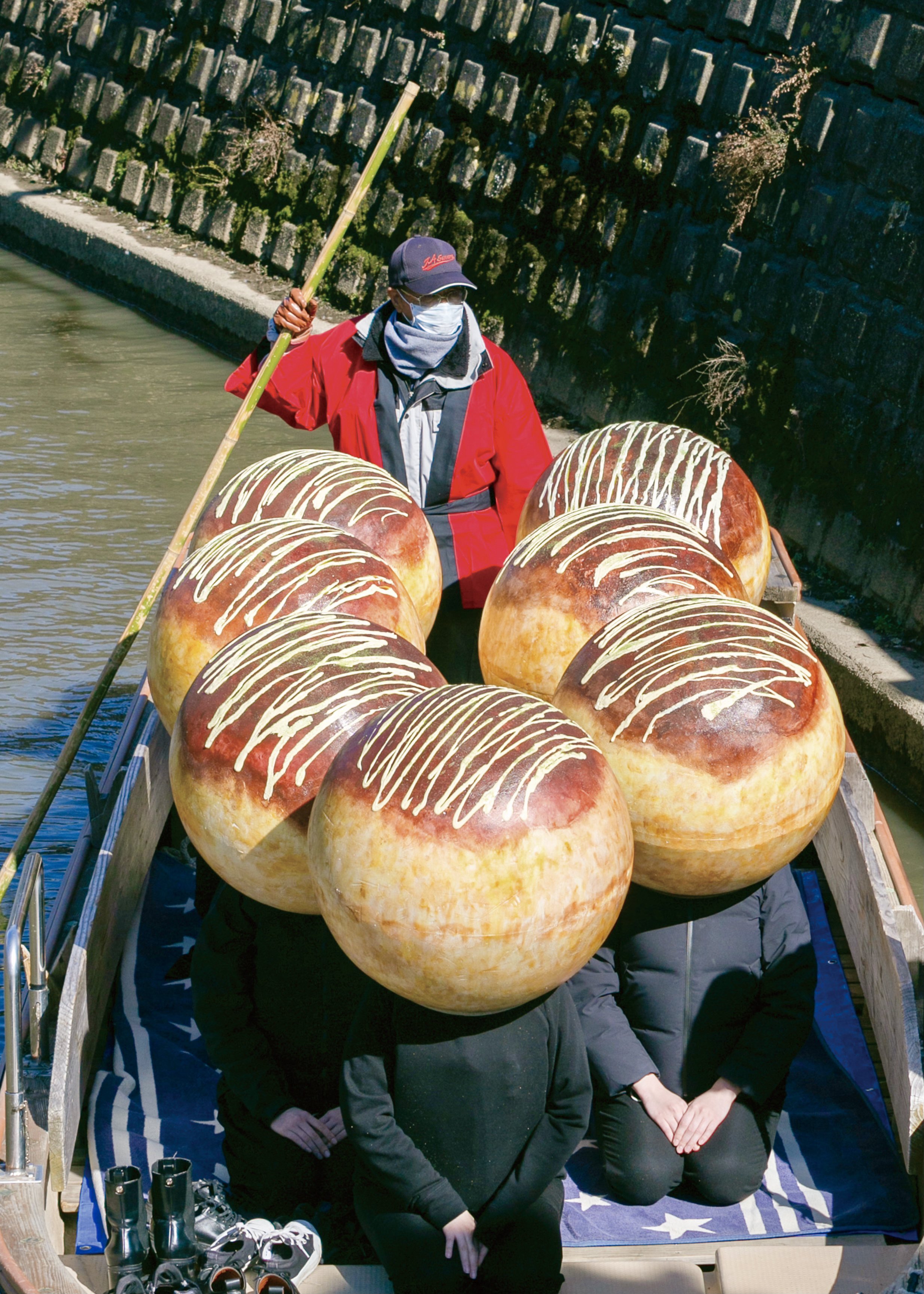 Takoyaki boat tray comes to life in Japan, sails down river near Tokyo ...