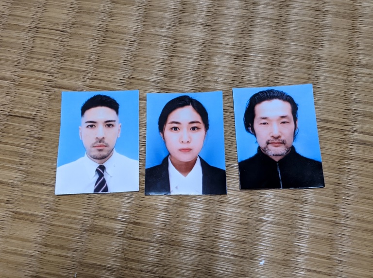 Photos of Complete Strangers: Japan’s new strange, and strangely ...