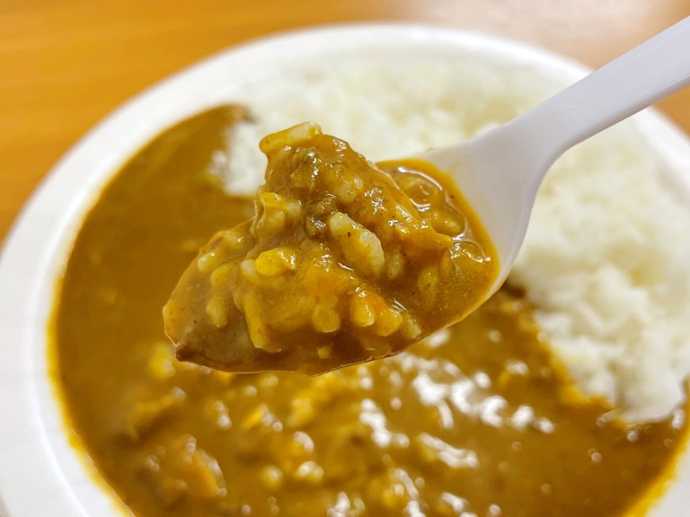 Here’s what happens when you mix all 53 kinds of Muji curry into one ...