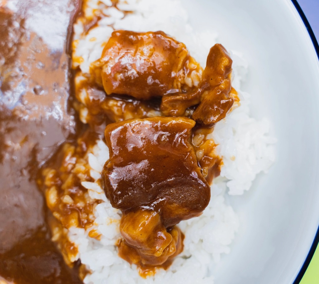 Trying 4 of Japanese airline’s retort curries, including ones served in ...