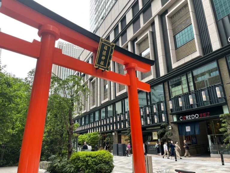 Thanks to the shogun, this Tokyo Shinto shrine has good luck charms to ...