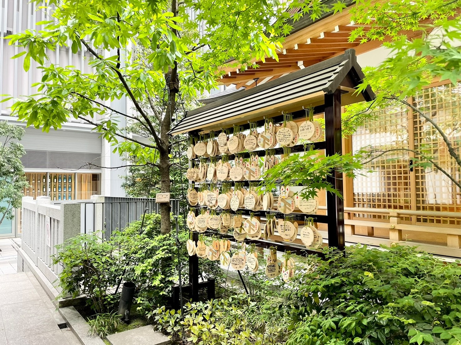 Thanks to the shogun, this Tokyo Shinto shrine has good luck charms to ...