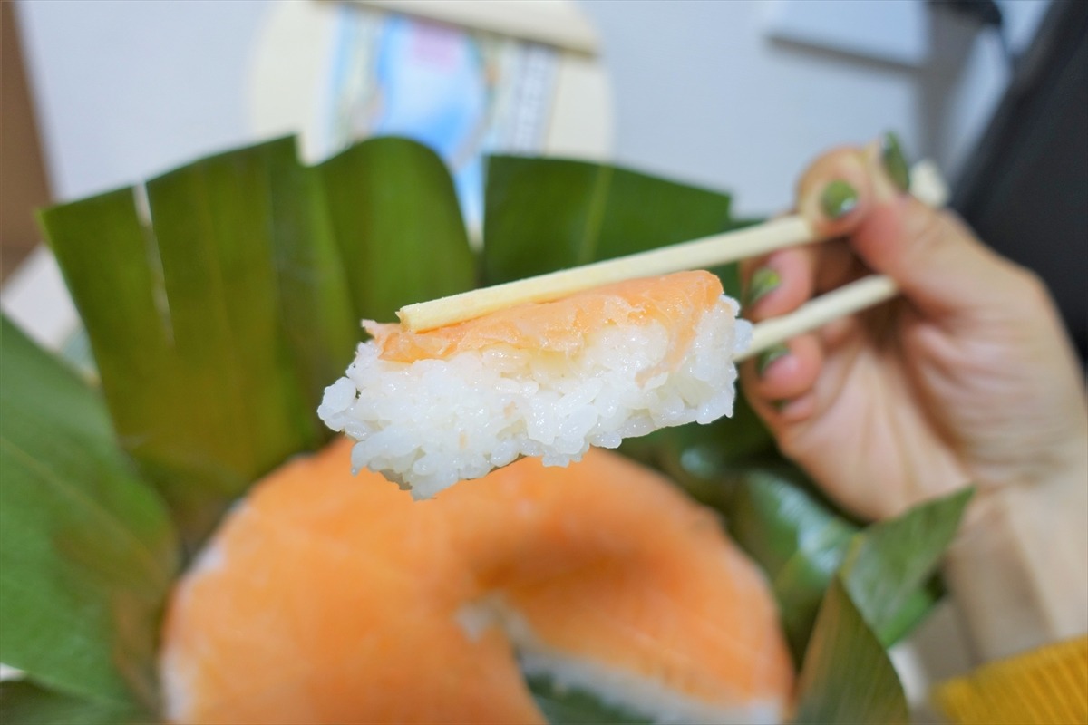 Eating sushi…from a vending machine? We try Toyama Prefecture’s local ...