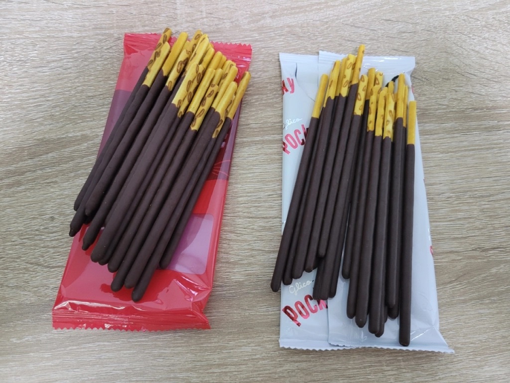 Taste testing popular Korean and Japanese snacks that look similar ...