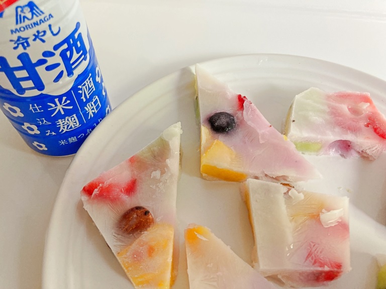 This no-bake sweet sake super-easy dessert is a perfect summertime ...